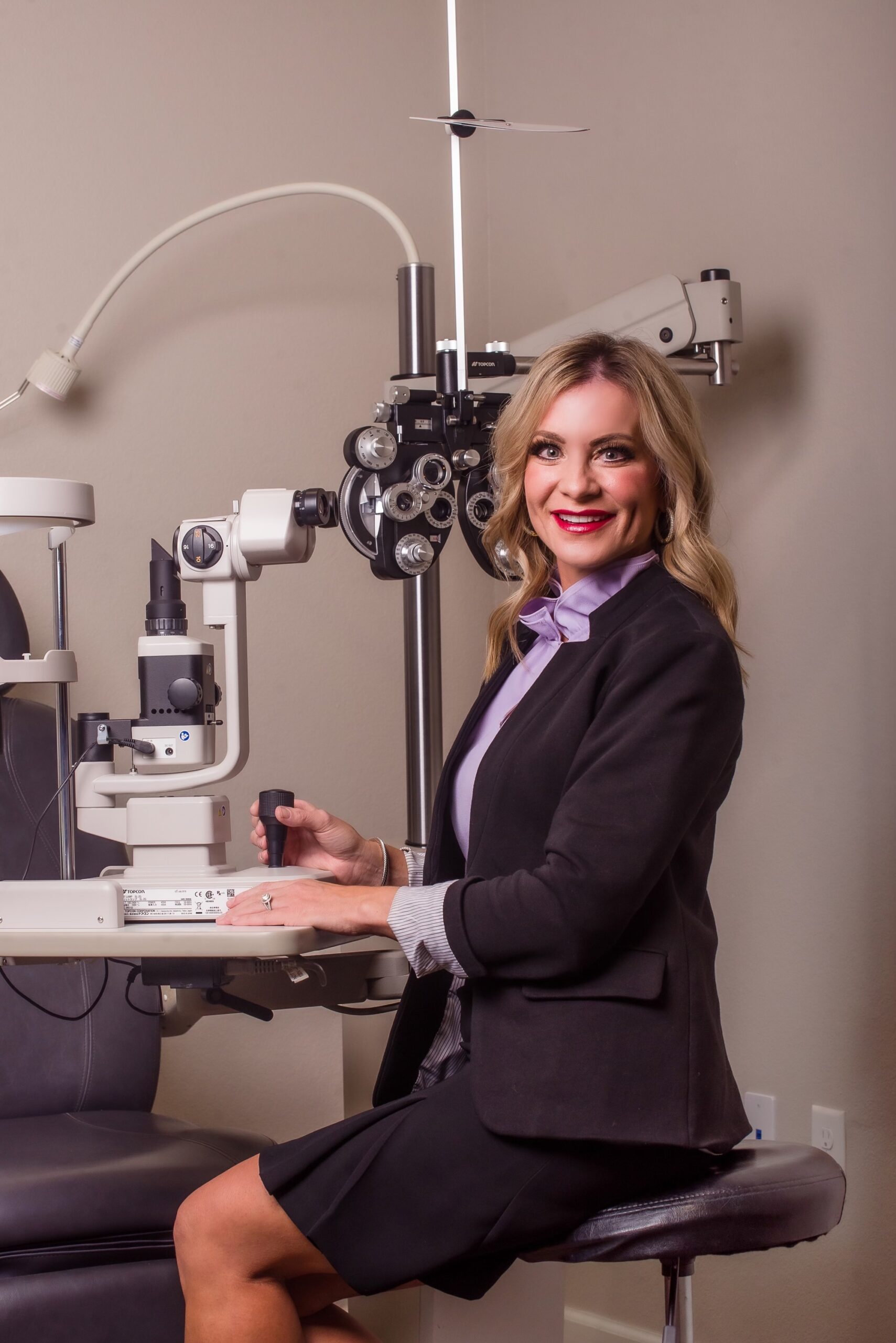 Our Doctors – Cushing Vision Center